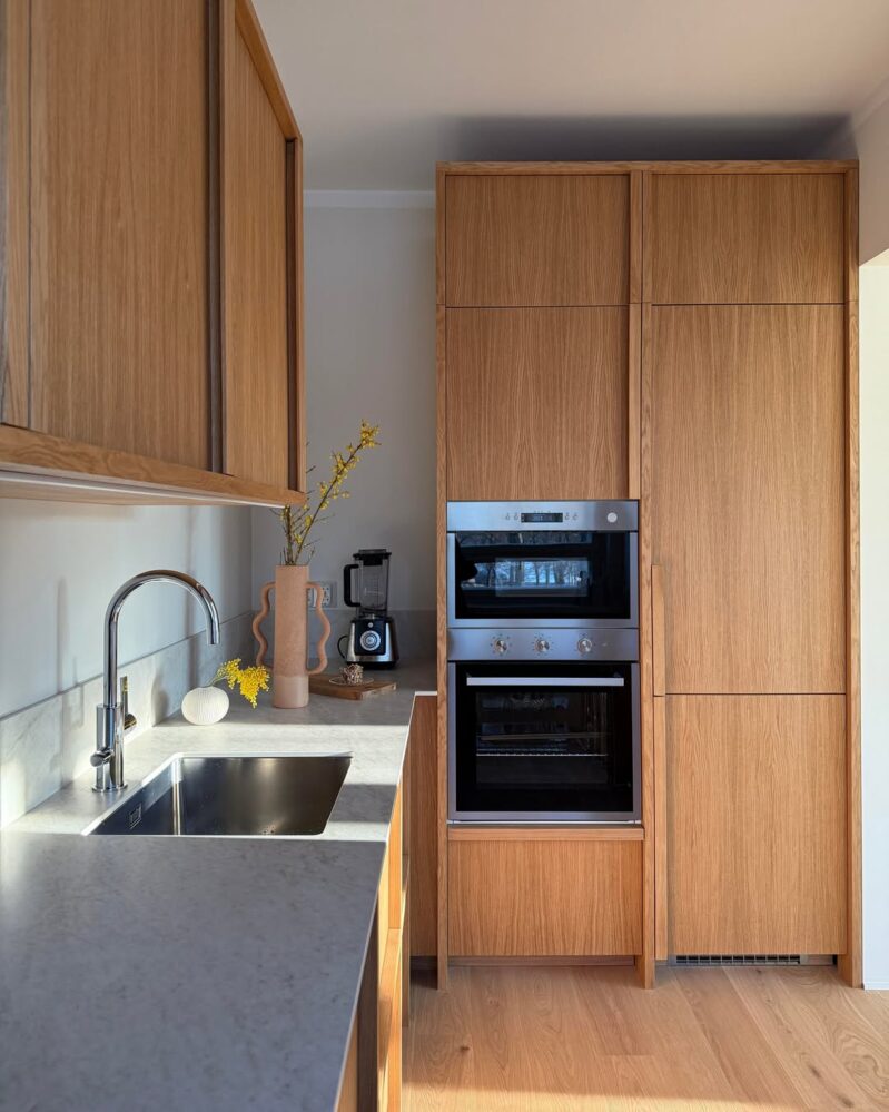 30 Oak Kitchen Ideas That Make Natural Wood Look Effortlessly High-End