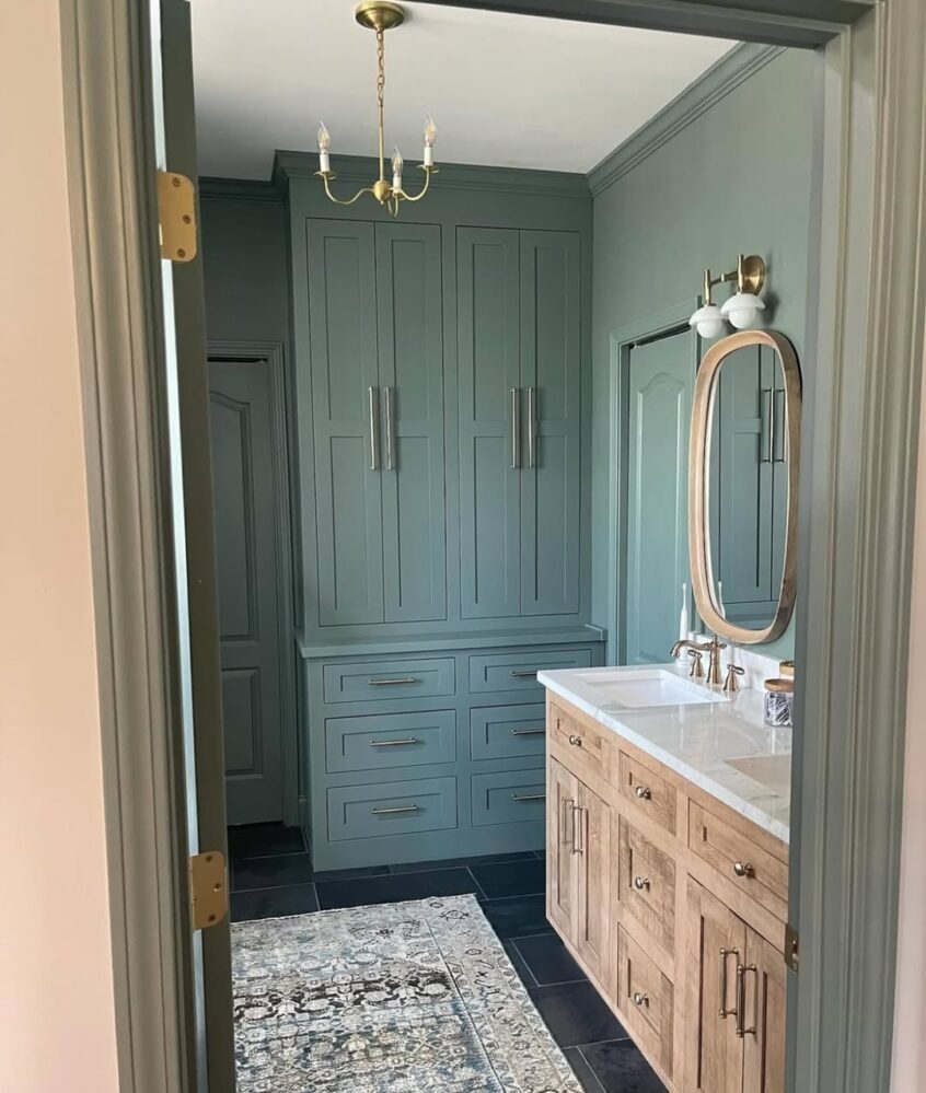 30 Bathroom Rug Ideas Using Shapes and Sizes That Fit Any Layout, From ...
