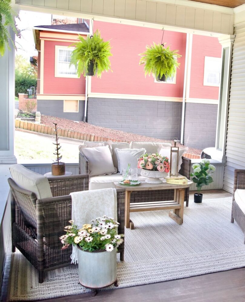 28 Patio Decor Ideas That Make a Builder-Grade Patio Look Like a Five ...